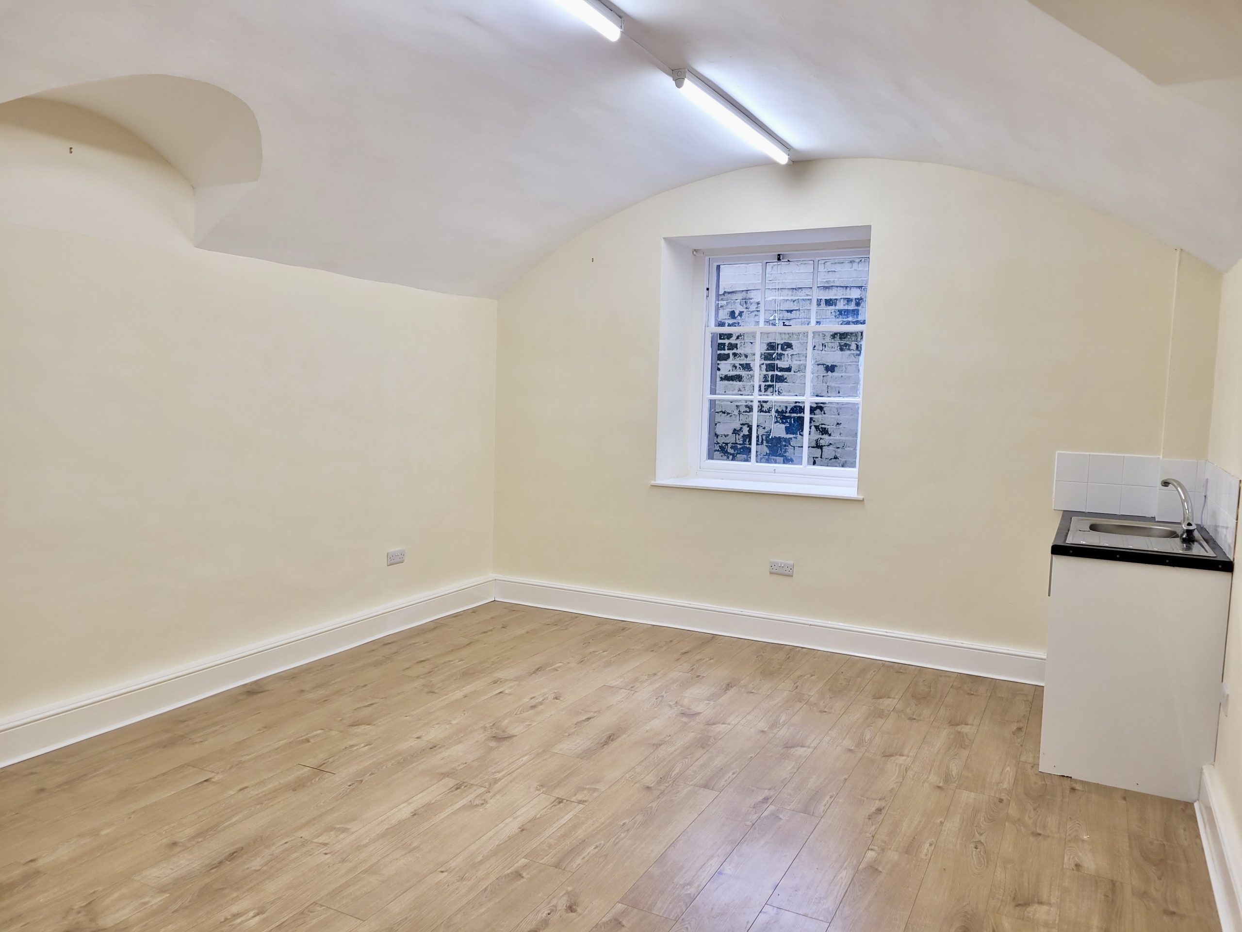 Units To Let - The Parade Shops